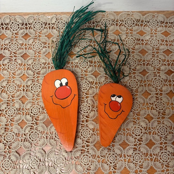 Accents | Vintage Anthropomorphic Wooden Carrot Decor Set Of Two | Poshmark